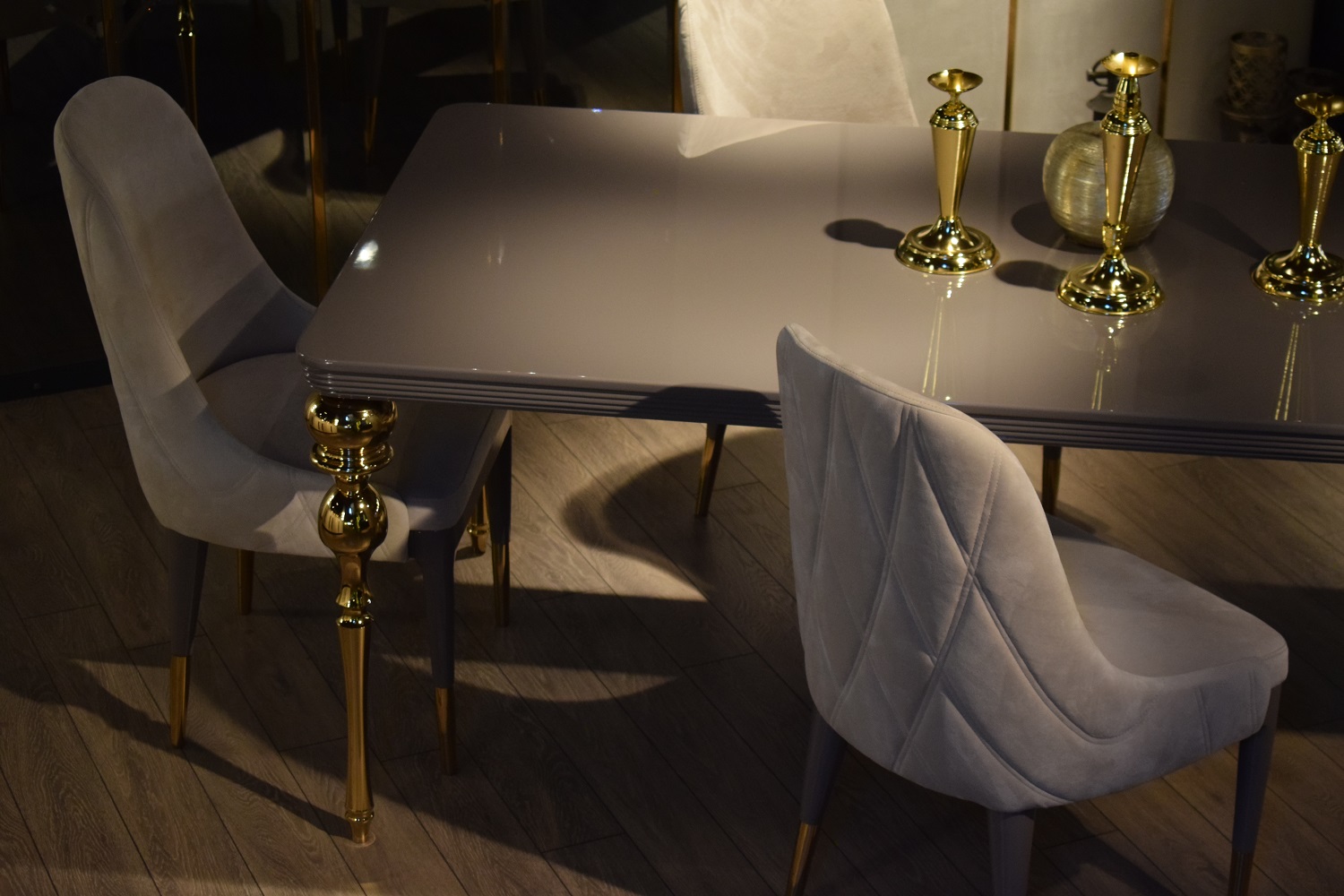 EFSE Luxury Furniture | Lux Furniture